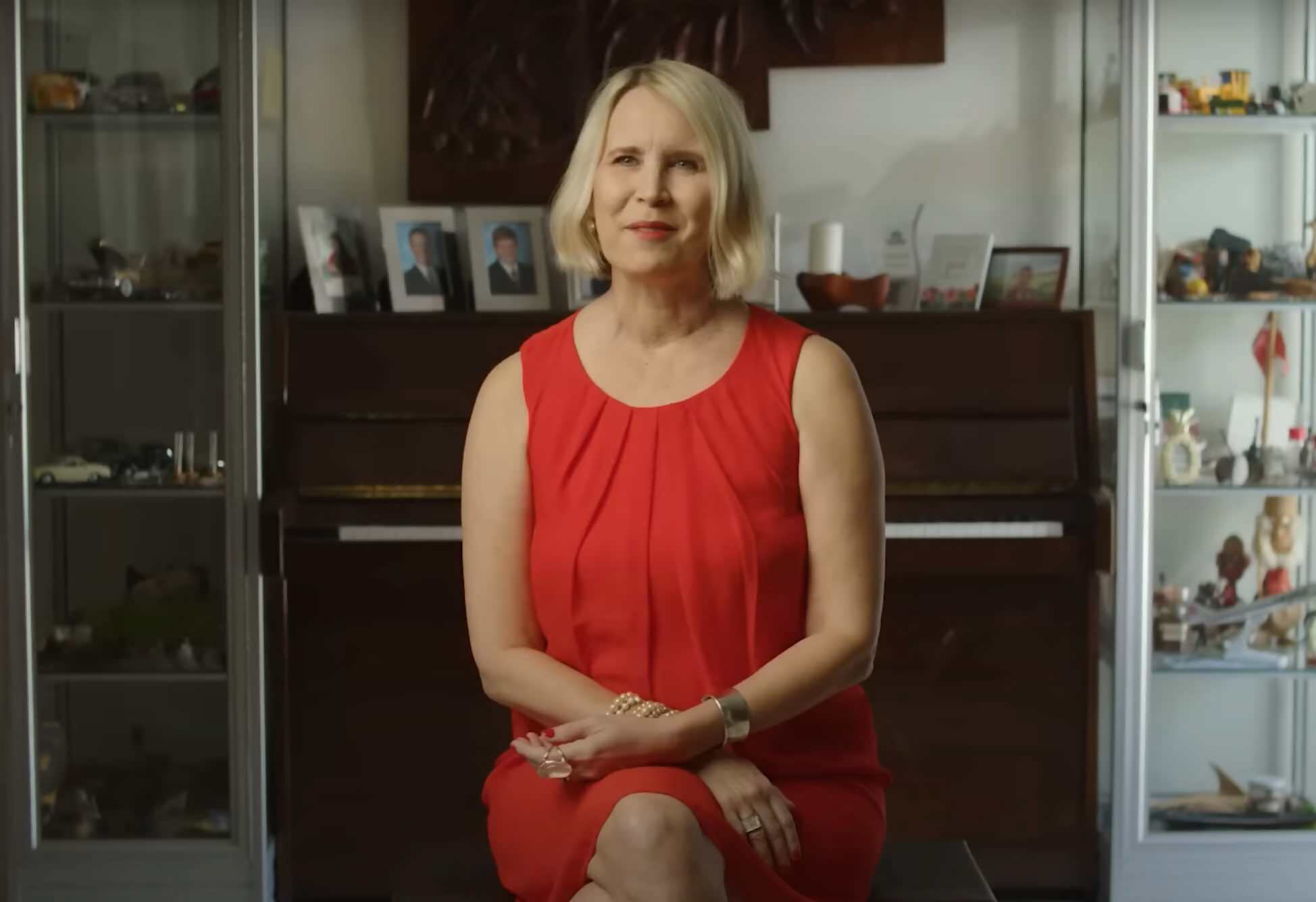 Have you met the voice behind your GPS? - Great Big Story